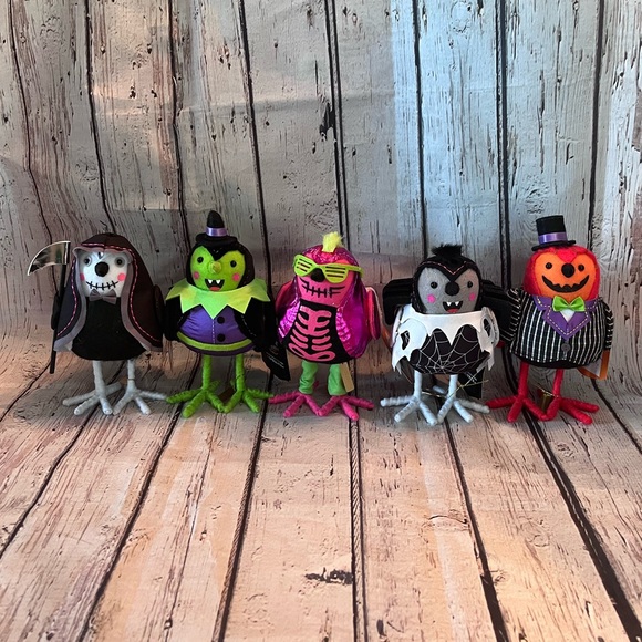 Target | Holiday | Target Hyde And Eek Featherly Friends 224 | Poshmark
